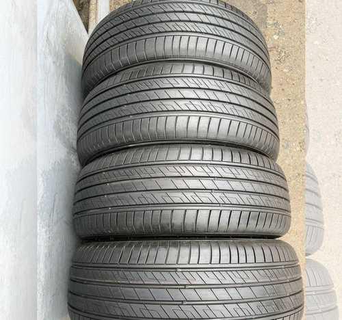 Kumho Solus HS63 225/55 R18 98V