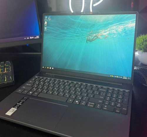 Lenovo ideapad slim 3 15irh10