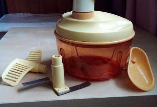 Кухонный комбайн и другие изделия Tupperware