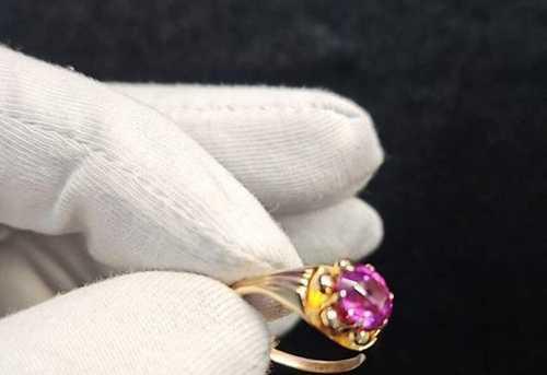 Советское Золотое кольцо с камнем 583 пробы