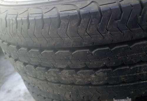 Pirelli Chrono 215/65 R15C