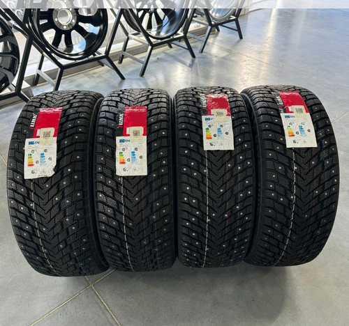 iLink Wintervorhut Stud II 235/50 R19 103T