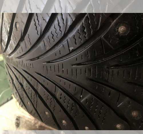 Goodyear UltraGrip Extreme 215/55 R16 93