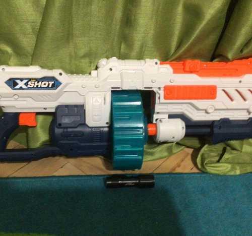 Бластер Xshot