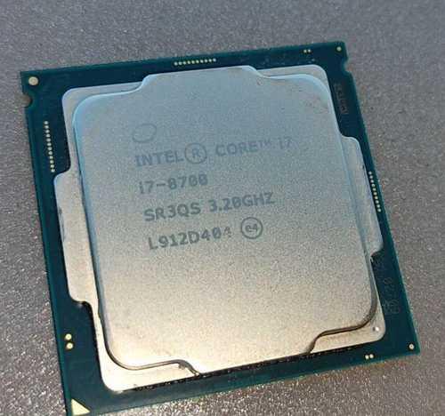 Процессор Intel Core i7 8700
