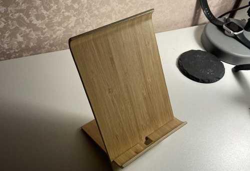 Подставка для телефона из дерева IKEA