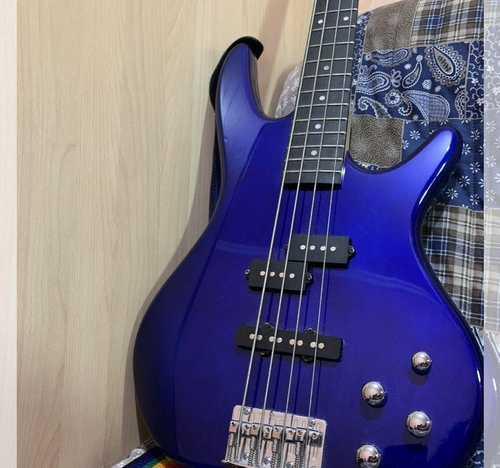 Бас гитара ibanez gsr 200