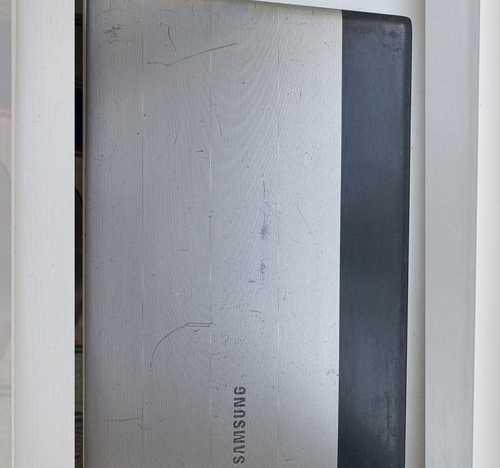 Ноутбук samsung RV520