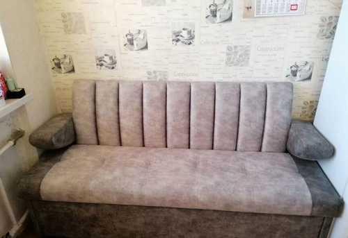 Кухонный прямой диван Алюр со спальным местом