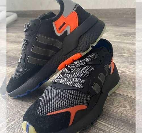 Кроссовки adidas nite jogger