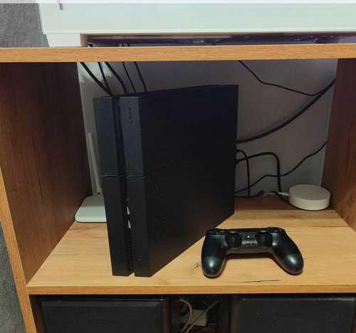 Sony playstation 4 1Т, 2 игры в подарок