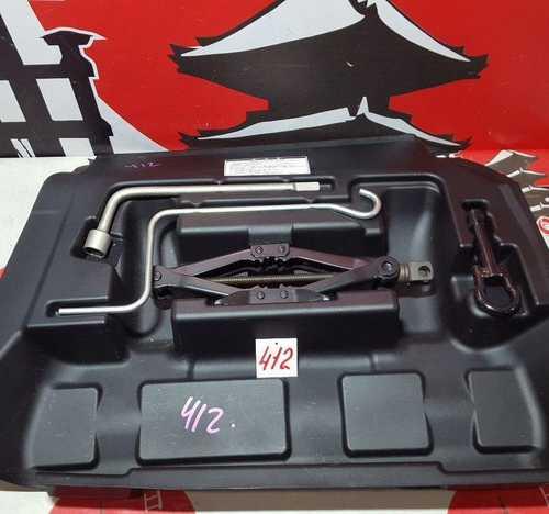 Ящик для инструментов Toyota Funcargo NCP25 1NZ-FE