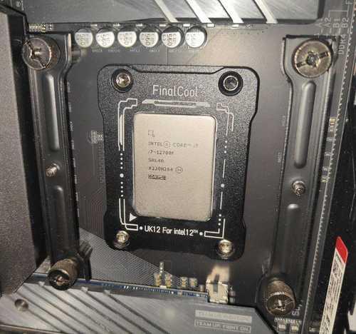 Intel core i7 12700f