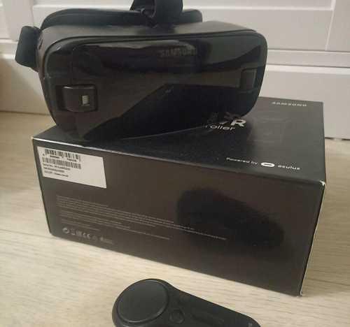 Очки виртуальной реальности Samsung Gear VR