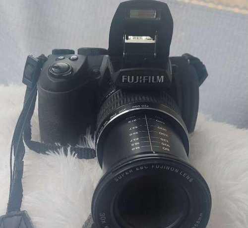 Цифровой фотоаппарат Fujifilm FinePix HS25EXR