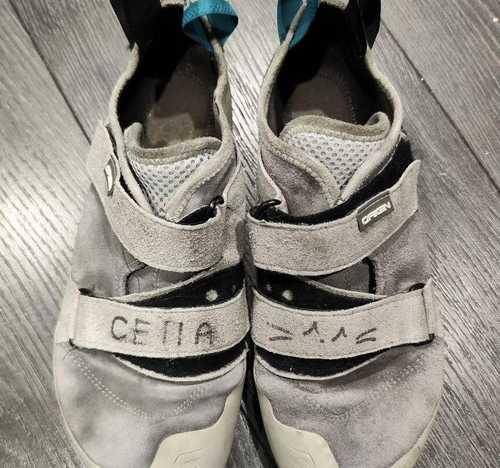 Скальники Scarpa Origin, размер 42
