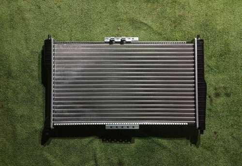 Радиатор охлаждения двигателя Chevrolet Lanos