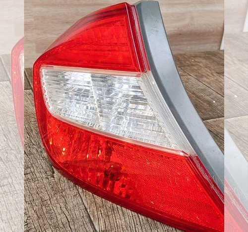 Фонарь honda civic 4D 2012