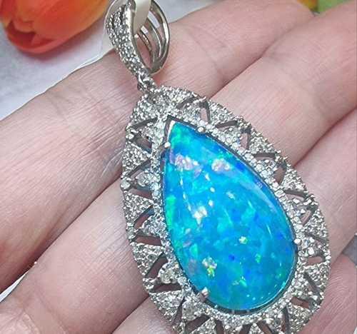 Серебряный кулон с опалом и бриллиантами
