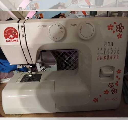 Швейная машинка janome sakura95