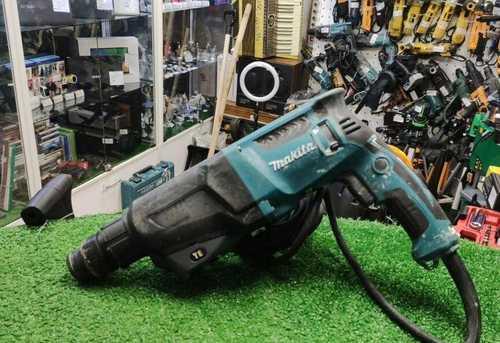 Перфоратор Makita HR2610/кейс