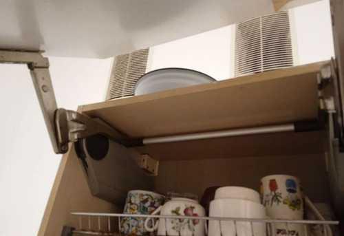 Кухонный навесной шкаф с подъёмным механизмом