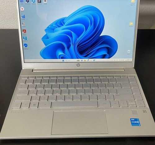 Ноутбук HP Pavilion 13-bb0002ur