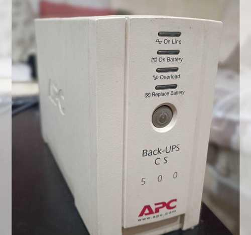 Бесперебойник APC Back-UPS 500 с новой батареей