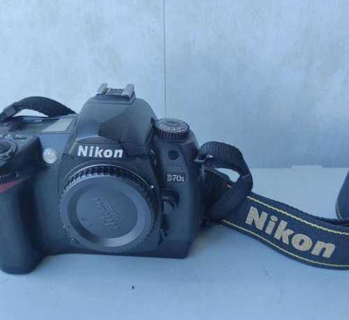 Nikon D70s body в отличном состоянии