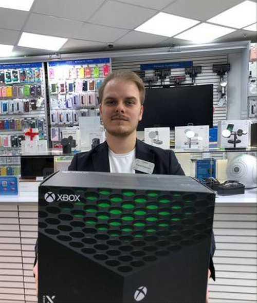 Игровая приставка Microsoft Xbox Series X1Tb