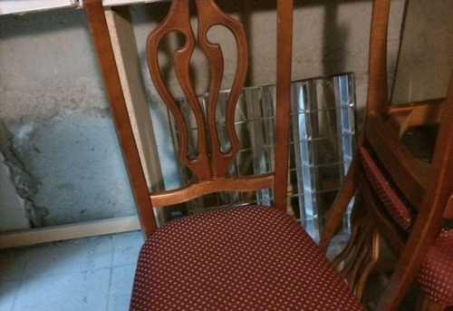 Продам комплект стульев из массива