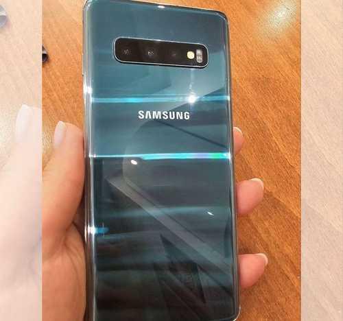 Samsung Galaxy S10, 8/128 ГБ