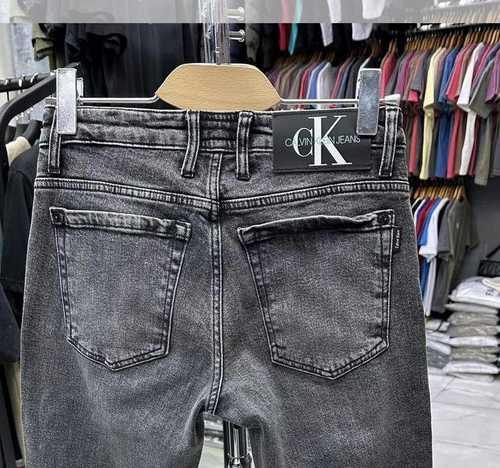 Джинсы Calvin Klein