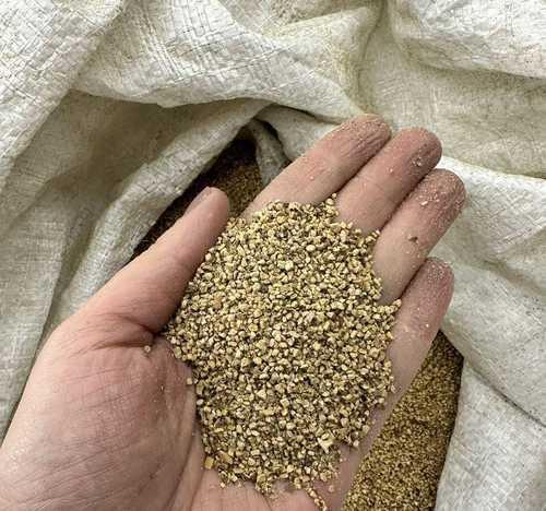 Скорлупа грецкого ореха для чистки впуска клапанов