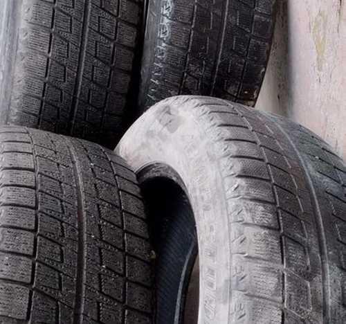 Bridgestone Blizzak Revo2 215/60 R16 95Q