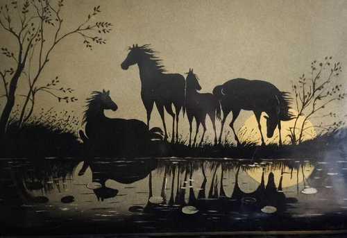 Картина "Лошади на закате" Палех