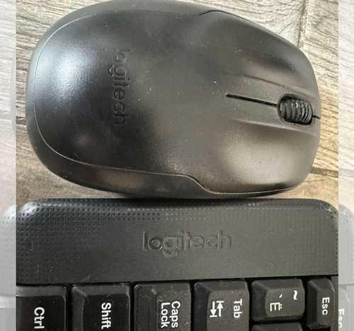 Беспроводная мышь и клавиатура logitech