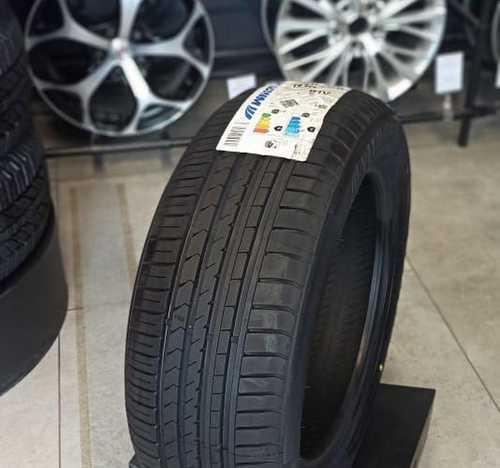 Winrun R330 275/30 R19