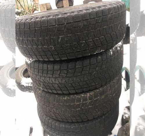 Bridgestone Blizzak DM-V1 245/75 R16 109R