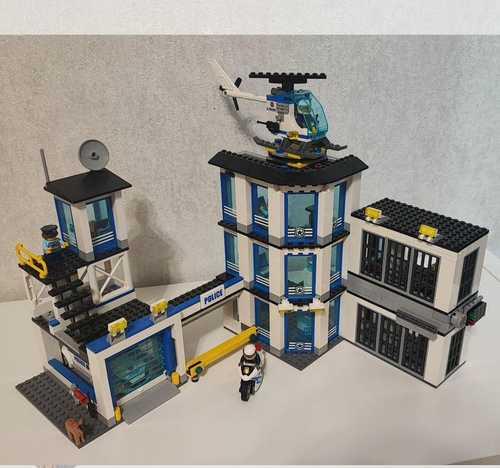 Lego city полицейский участок оригинал