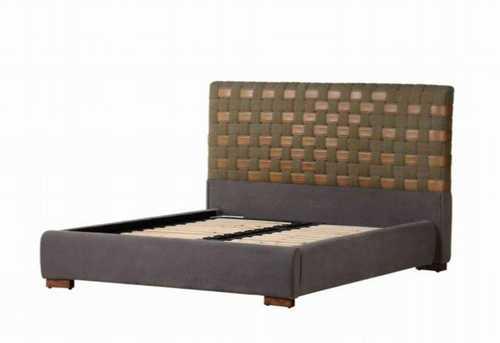 Кровать с плетеным изголовьем Ornamental Oasis