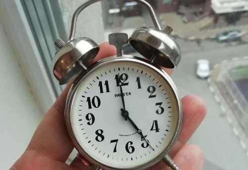 Часы СССР ракета будильник миниатюрный