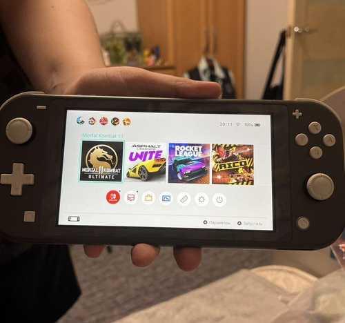 Nintendo switch lite с играми