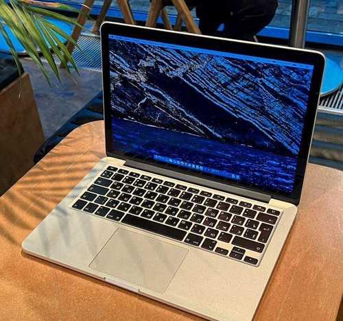 MacBook Pro 13 в идеальном состоянии