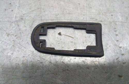 Уплотнитель двери Ford Focus 2 хэтчбек 1 2010