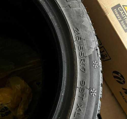 Mazzini Ice Leopard 215/55 R17