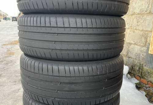 Michelin Pilot Sport 4 SUV 235/55 R19 и 255/50 R19 105Y