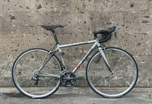 Шоссейный велосипед Cinelli Unica Ultegra Di2