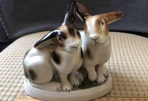 Фарфоровая статуэтка Два зайца. Германия