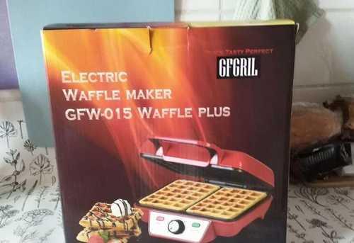 Электрическая вафельница GFW-015